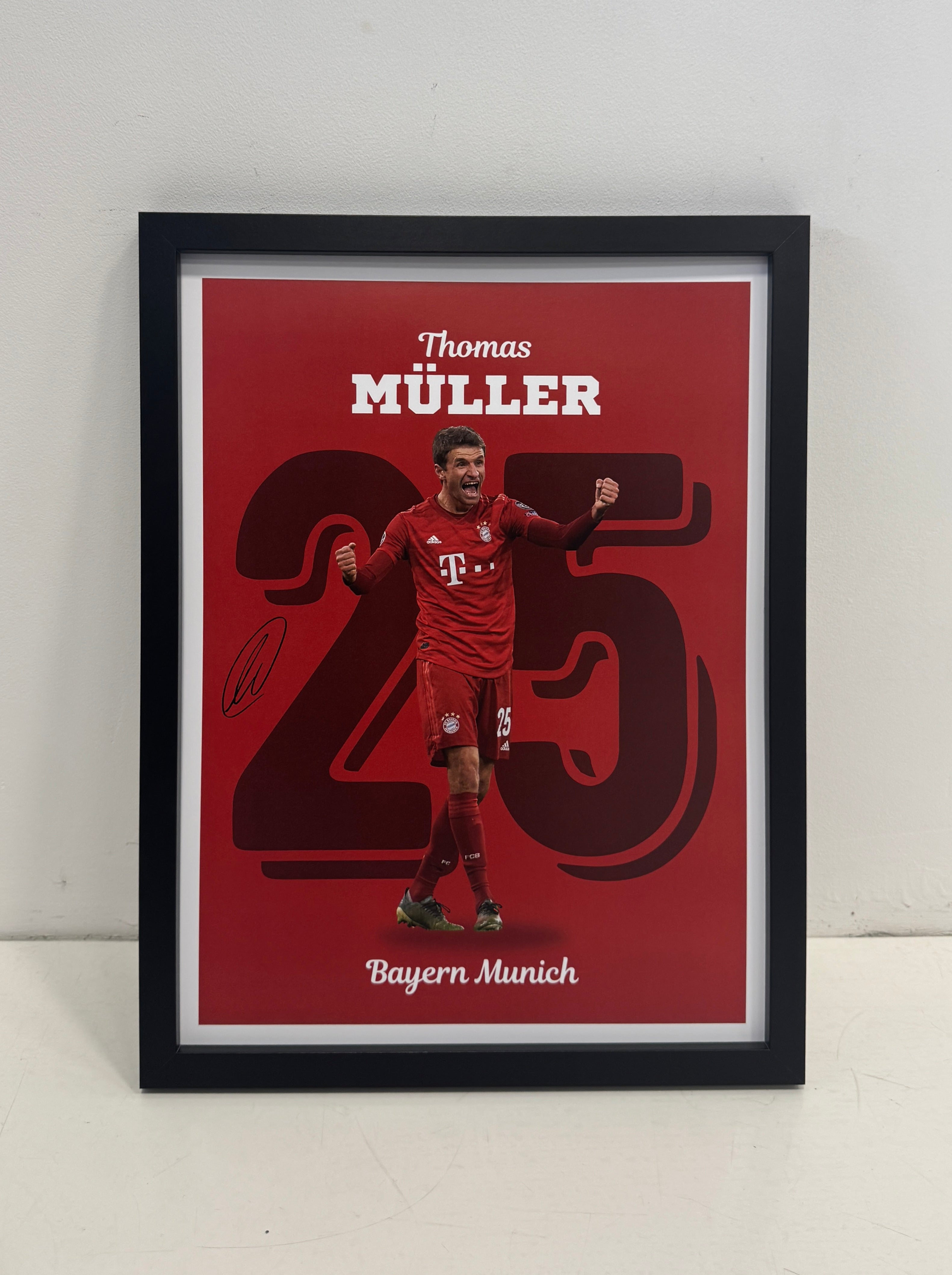 Thomas Muller poster – framedicon